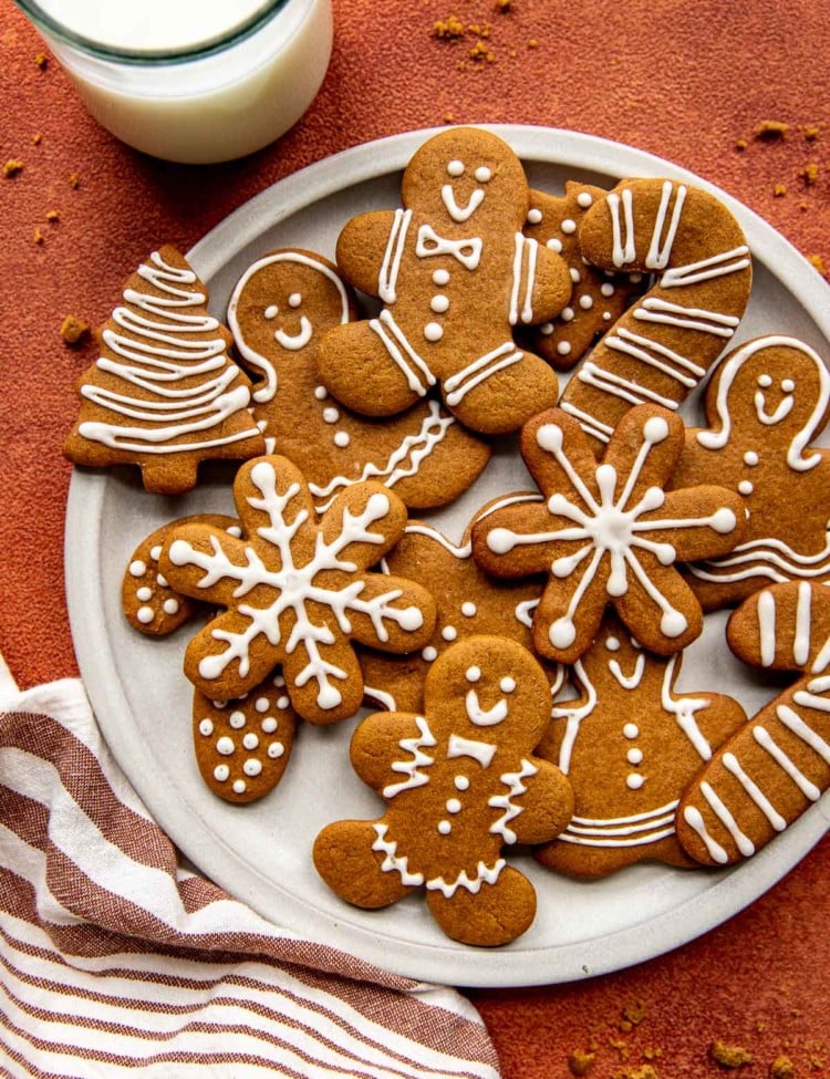 Gingerbread Cheesecake Cookies • Kroll's Korner