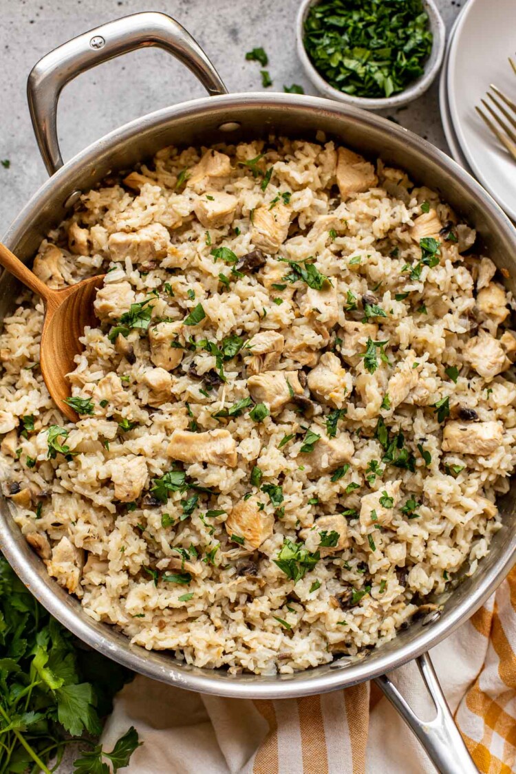 One-Pot Chicken and Rice Casserole (VIDEO) Kroll's Korner