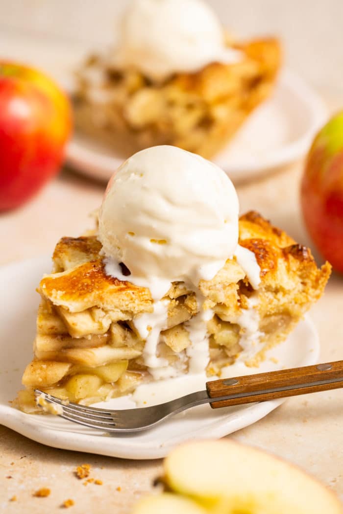How To Make Homemade Apple Pie • Kroll's Korner