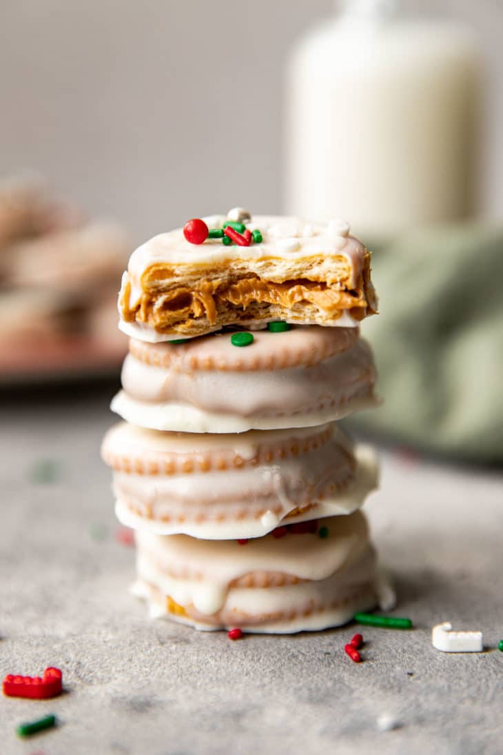 Ritz Cracker Christmas Cookies • Kroll's Korner