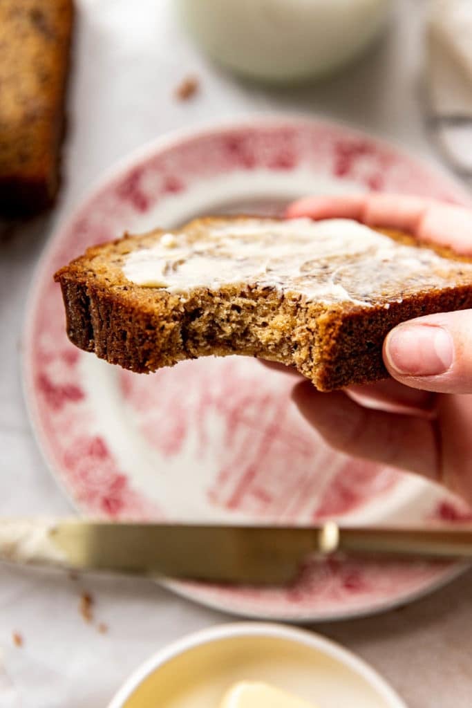 Classic Banana Bread • Kroll's Korner