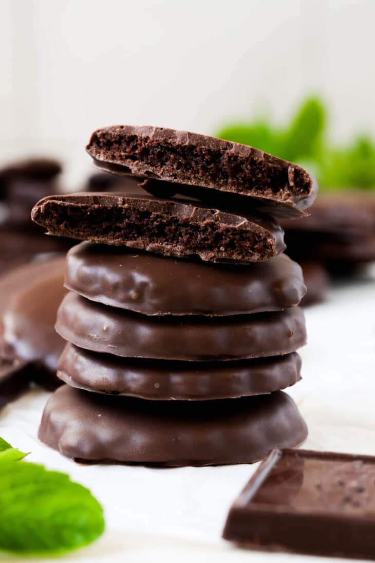 Homemade Thin Mints (Girl Scout Copycat!)