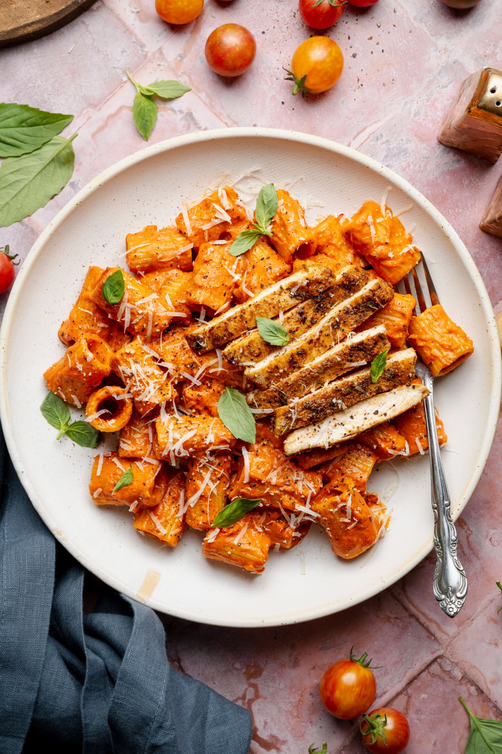 Spicy Vodka Pasta with Chicken